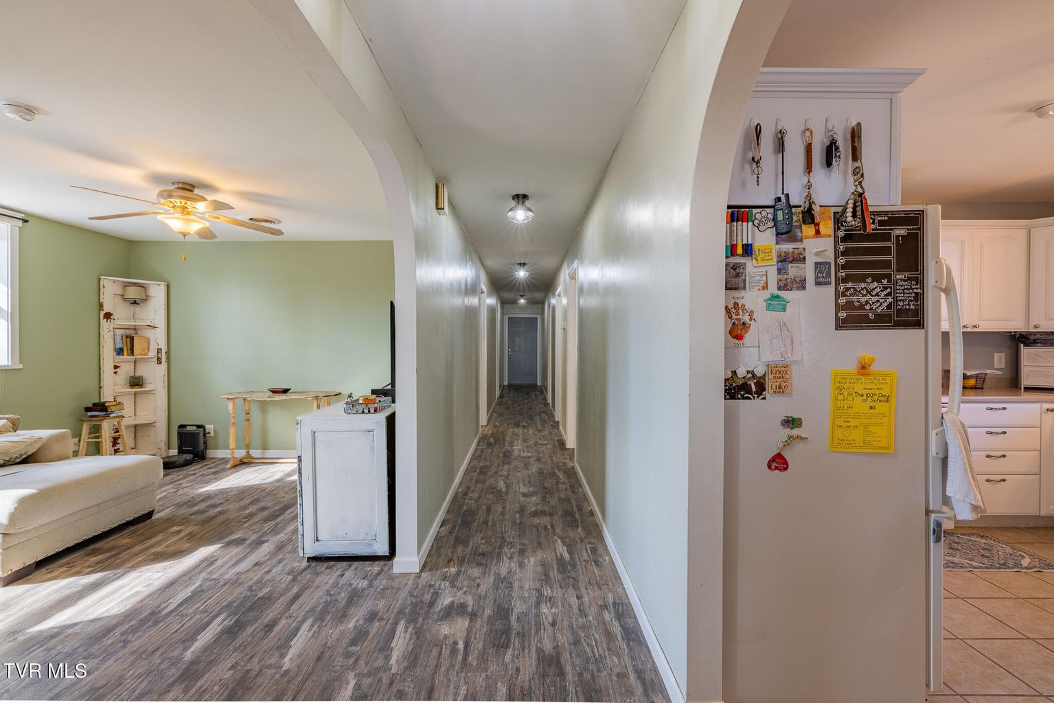 184 & 202 Sandidge Hollow Road, Surgoinsville, Tennessee 37873 // Apple.Re